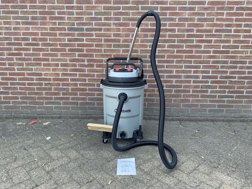 Industriële nat droog stofzuiger nieu - marketplaceonline.nl
